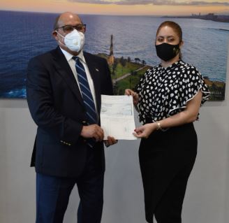 PROSOLI entrega a INFOTEP 2 millones para capacitar jóvenes